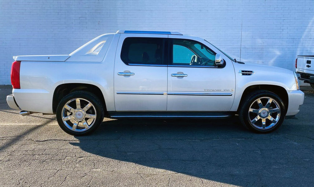 Luxury Pickup Trucks Combine Hard Work and Amenities - eBay Motors Blog