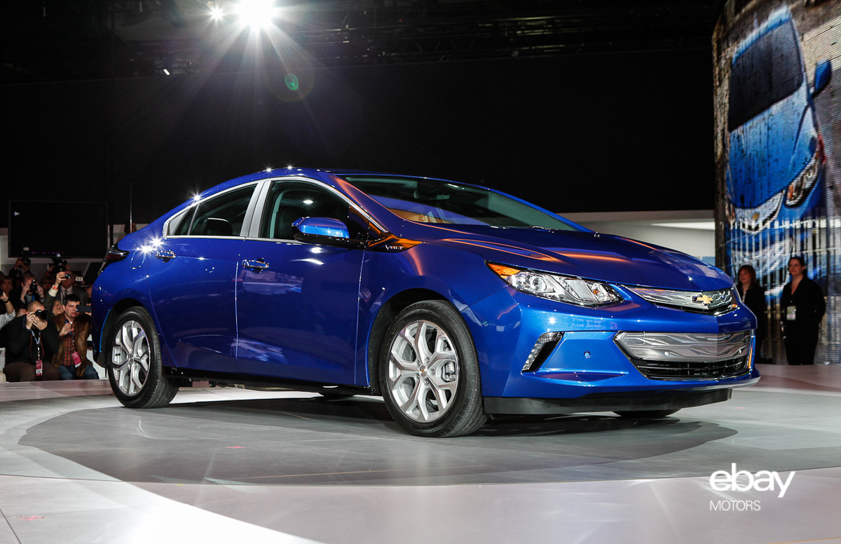 Chevrolet Electrifies Crowd with 2016 Volt at NAIAS - eBay Motors Blog