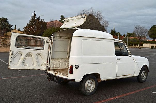 Renault 4 Deserves Prominent Spot in Automotive History - eBay Motors Blog