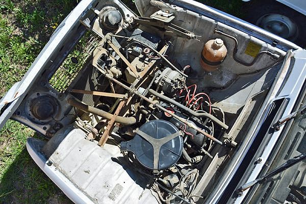 Renault 4 Deserves Prominent Spot in Automotive History - eBay Motors Blog