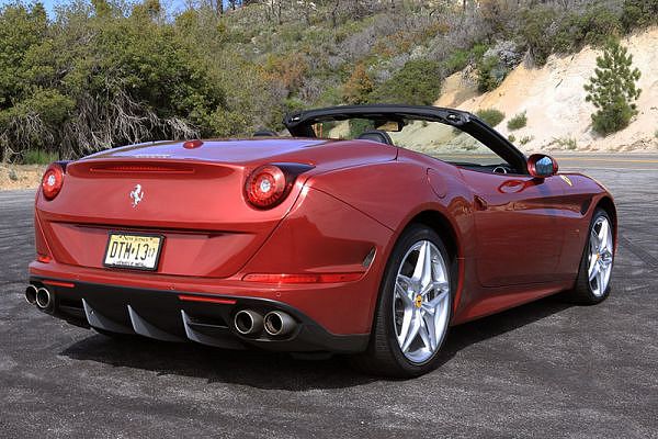 The Ferrari California T Is Not Just About Performance - eBay Motors Blog
