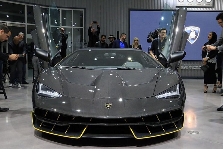 Lamborghini’s Most Powerful Road Car Makes US Debut - eBay Motors Blog