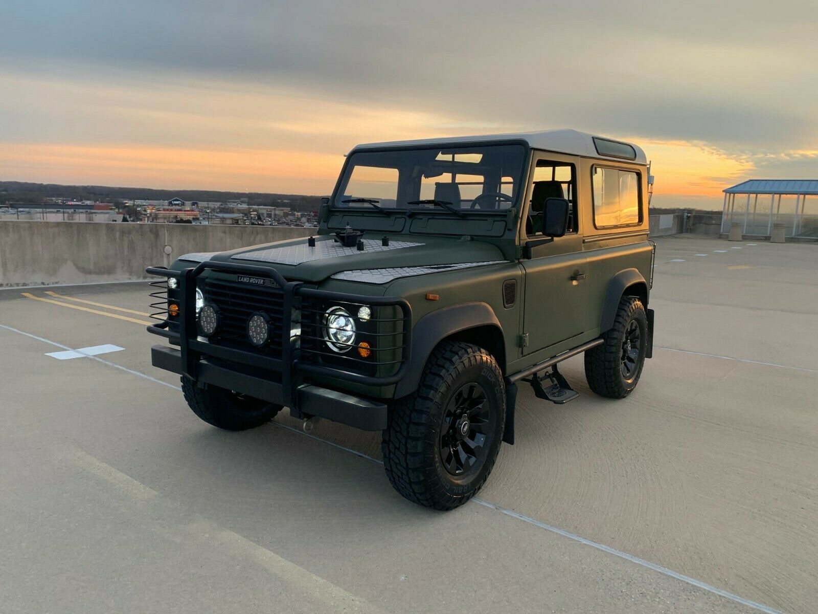 Restored Land Rover Rarity: 1989 Turbo-Diesel Defender 90 - eBay Motors ...
