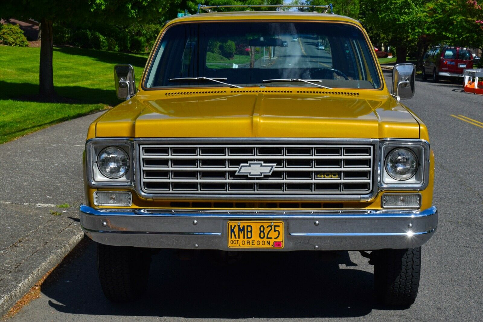 A Time Capsule 1975 Chevrolet Suburban with Scottsdale Trim - eBay ...