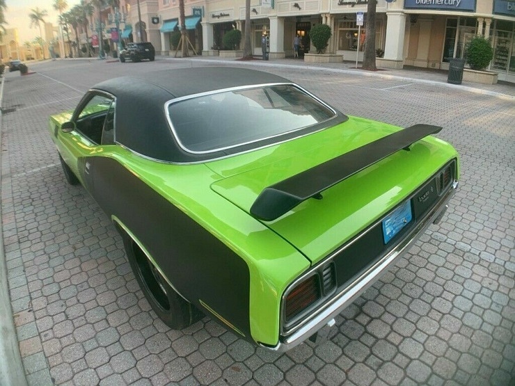 1971 ‘Cuda Combines Period Looks with Modern Performance - eBay Motors Blog