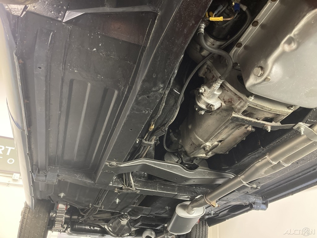 A 1969 MGB GT Shows the Right Way to Mix Vintage Parts - eBay Motors Blog