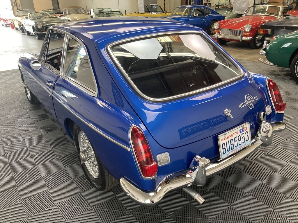 A 1969 MGB GT Shows the Right Way to Mix Vintage Parts - eBay Motors Blog