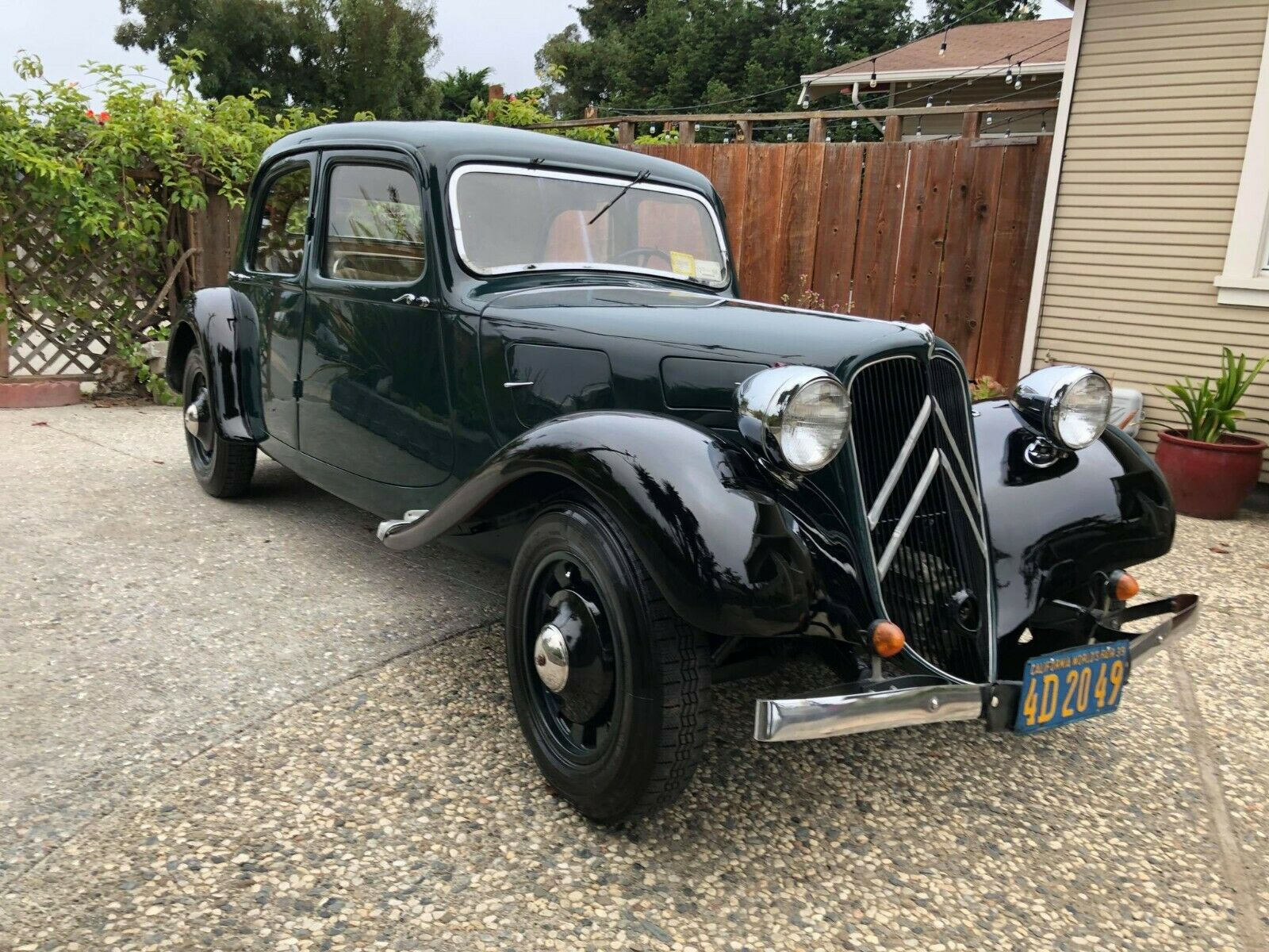 1939 Citroën Traction Avant Is Stunning WW2 Period Piece - eBay Motors Blog