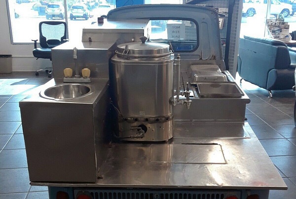 This 1967 Subaru Sambar 360 Mini Truck Serves Hot Dogs and Coffee ...