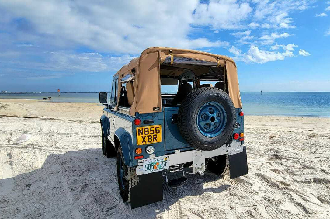 A ’95 Land Rover Defender 90 Restored for Family Beach Excursions ...