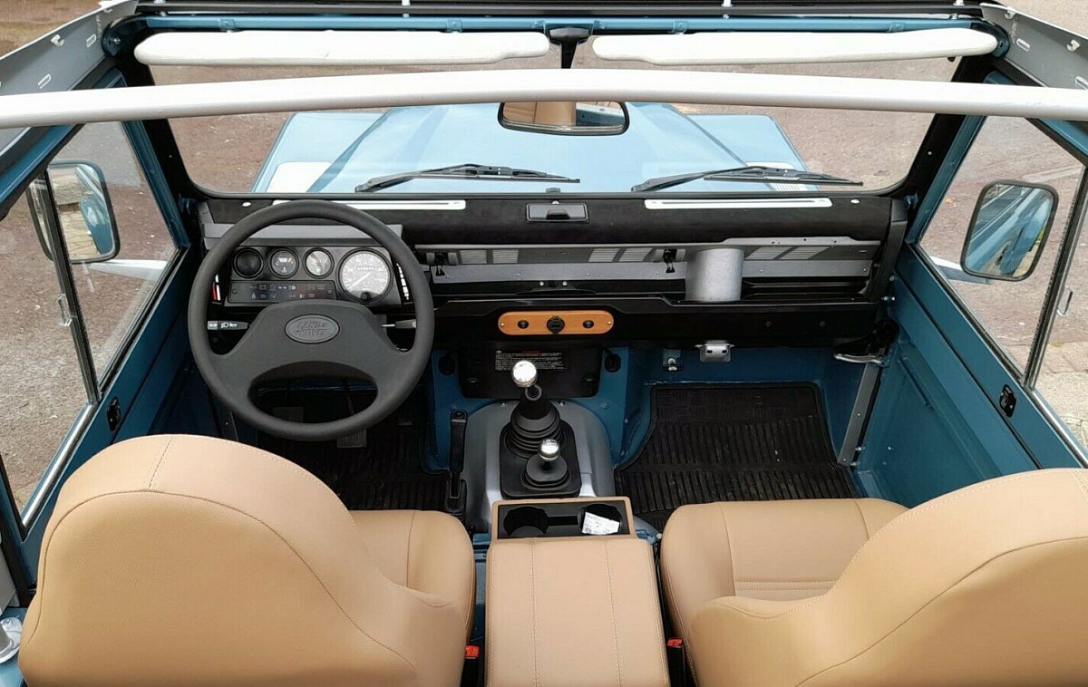 A ’95 Land Rover Defender 90 Restored for Family Beach Excursions ...