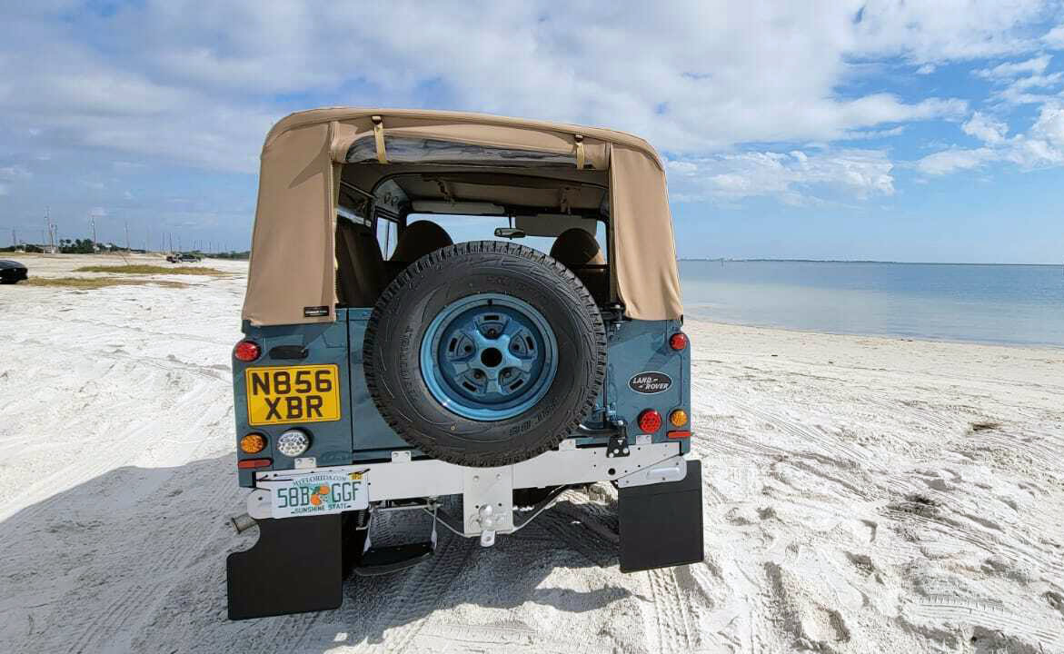 A ’95 Land Rover Defender 90 Restored for Family Beach Excursions ...