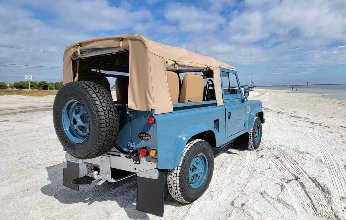 A ’95 Land Rover Defender 90 Restored for Family Beach Excursions ...