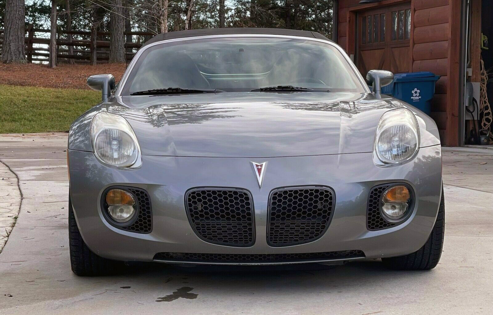 2007 Pontiac Solstice GXP Is an American Muscle Roadster - eBay Motors Blog