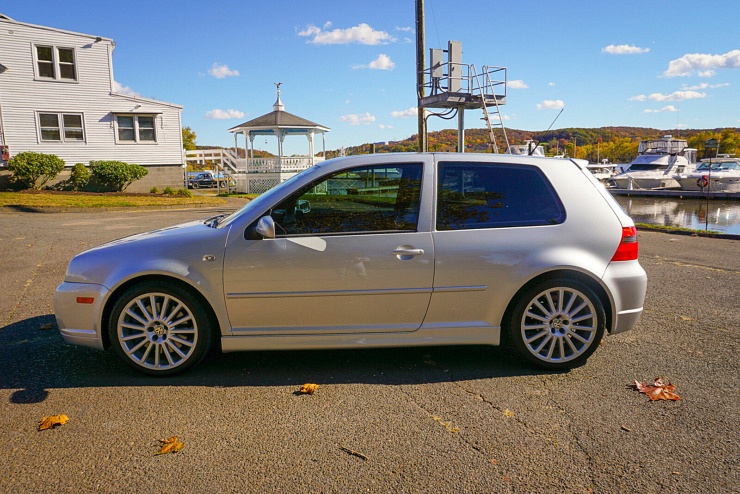 The Limited-Edition ’04 Volkswagen R32 Hotrod Hatch - eBay Motors Blog