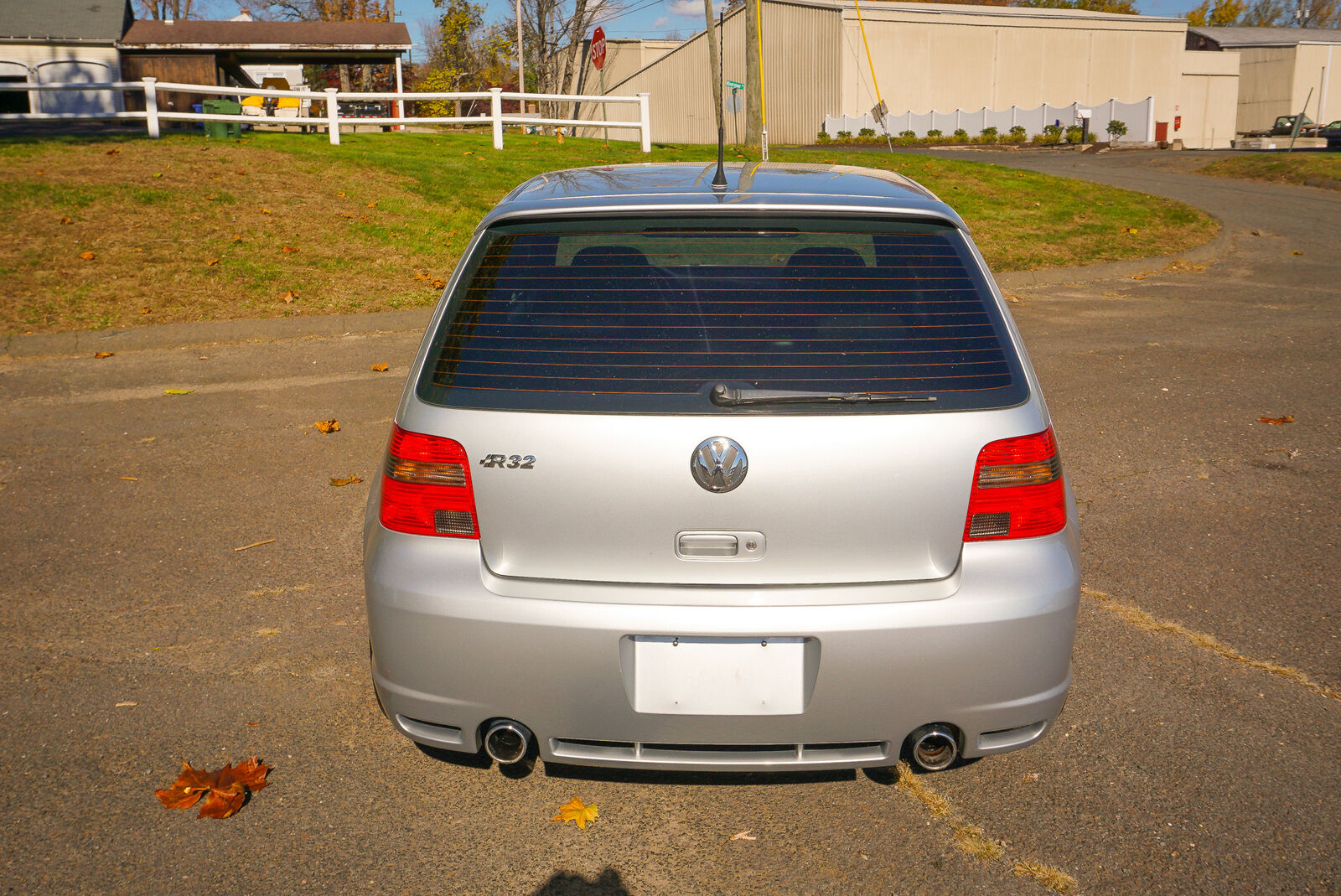 The Limited-Edition ’04 Volkswagen R32 Hotrod Hatch - eBay Motors Blog