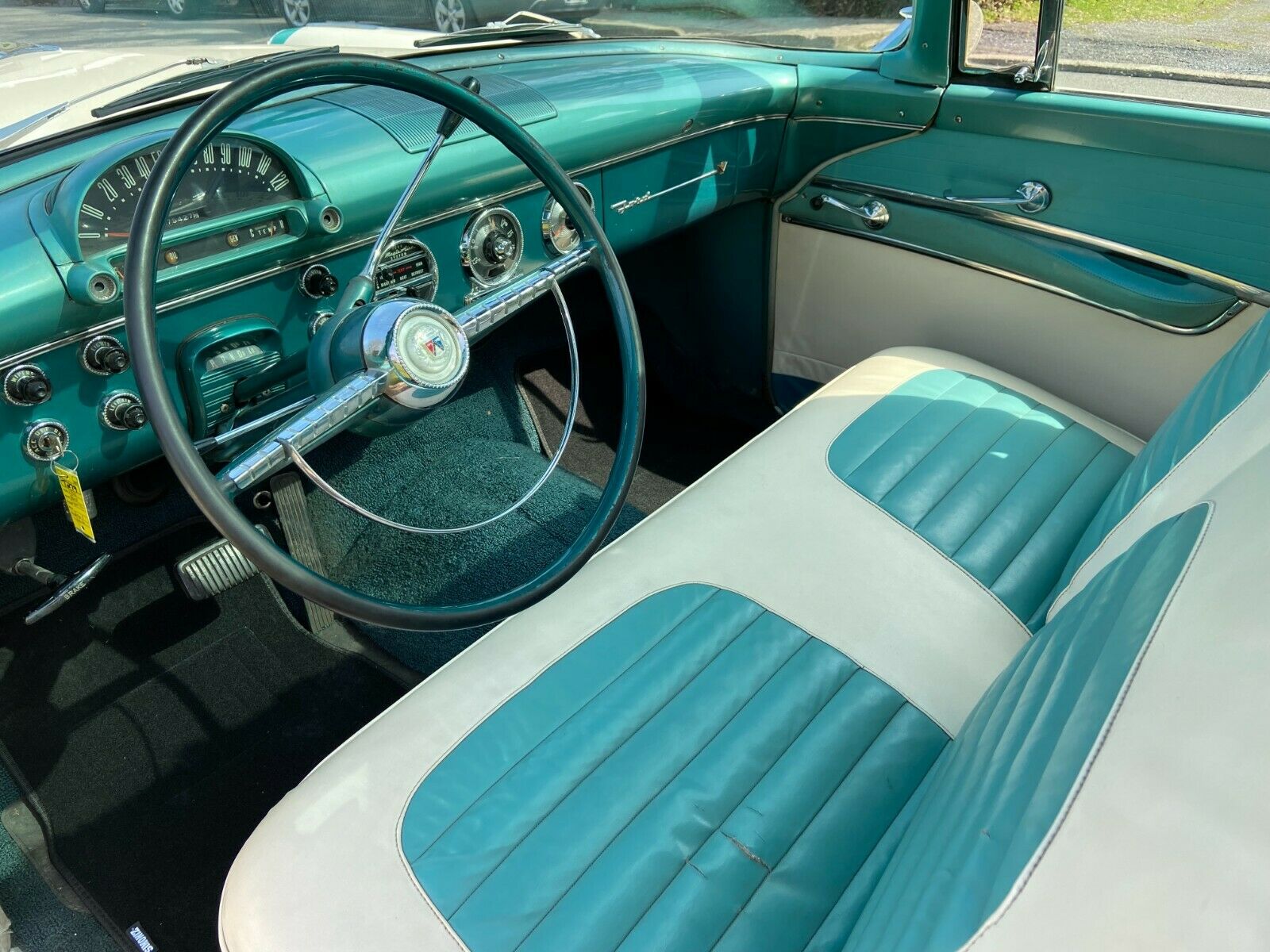 ’55 Ford Crown Vic and Its Revolutionary Transparent Top - eBay Motors Blog