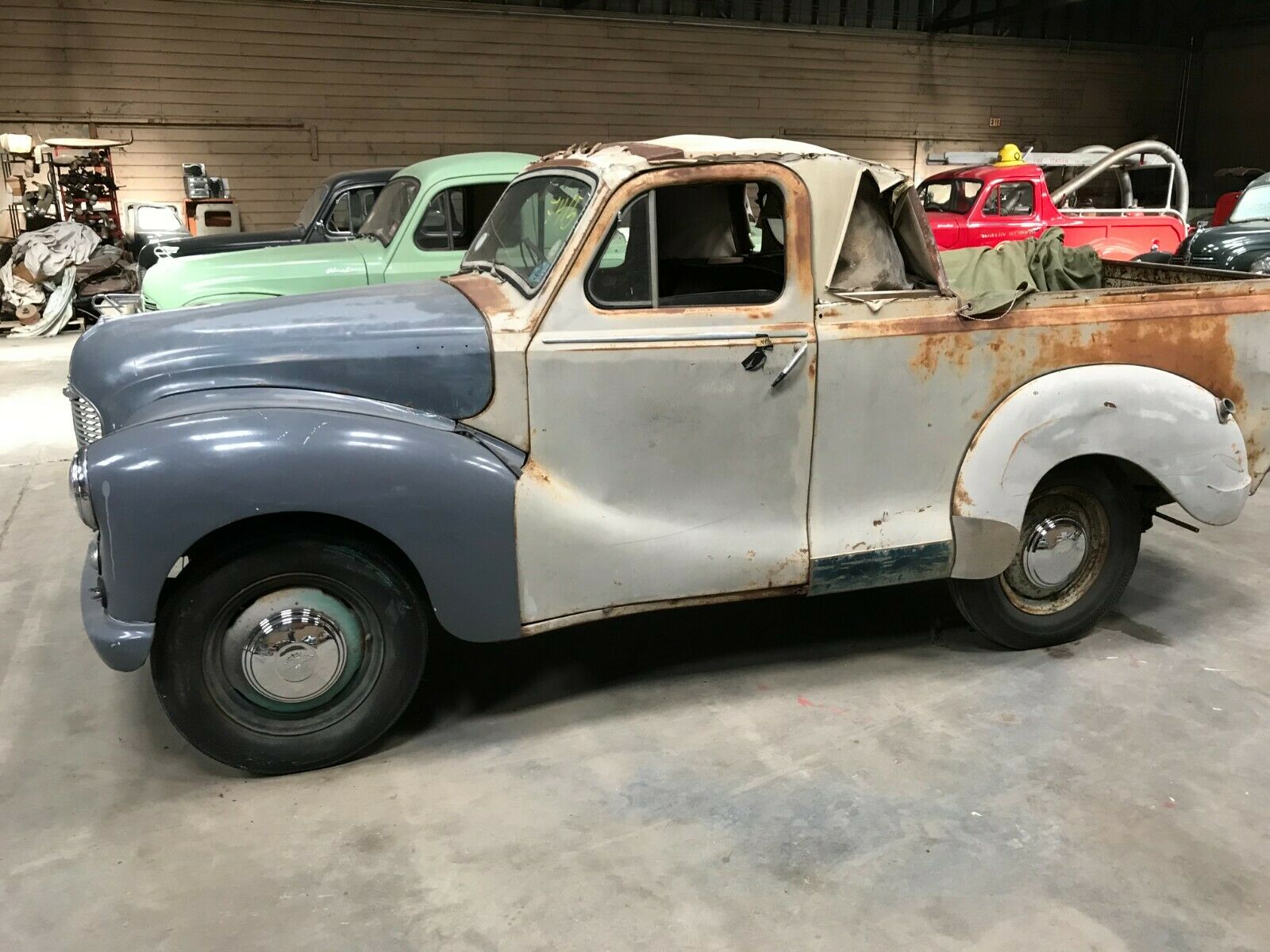 Calling British Car Enthusiasts: A Collection of Thirty-Plus Austins ...