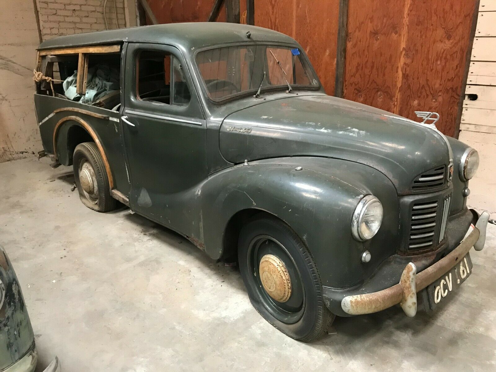 Calling British Car Enthusiasts: A Collection of Thirty-Plus Austins ...