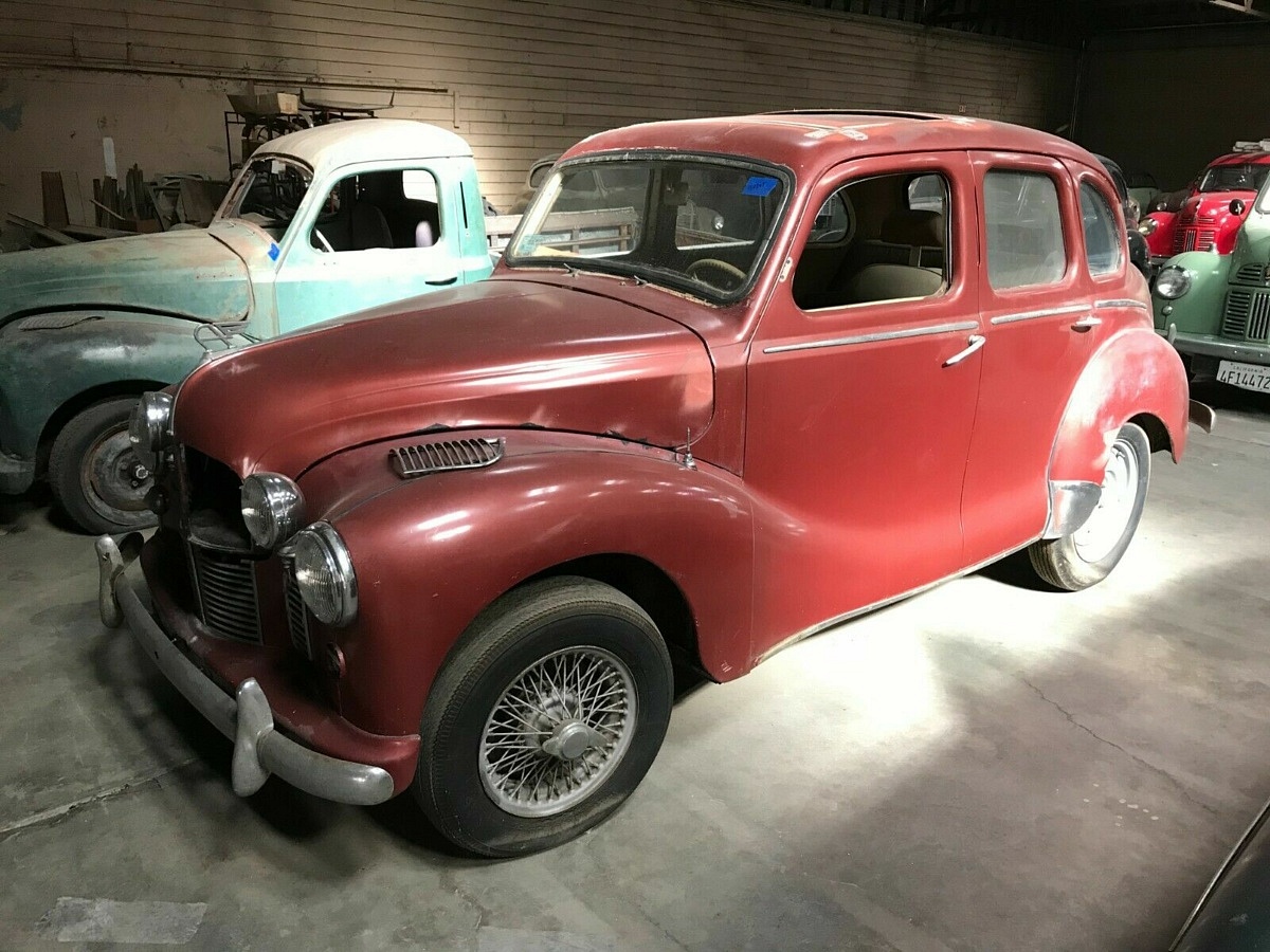 Calling British Car Enthusiasts: A Collection of Thirty-Plus Austins ...