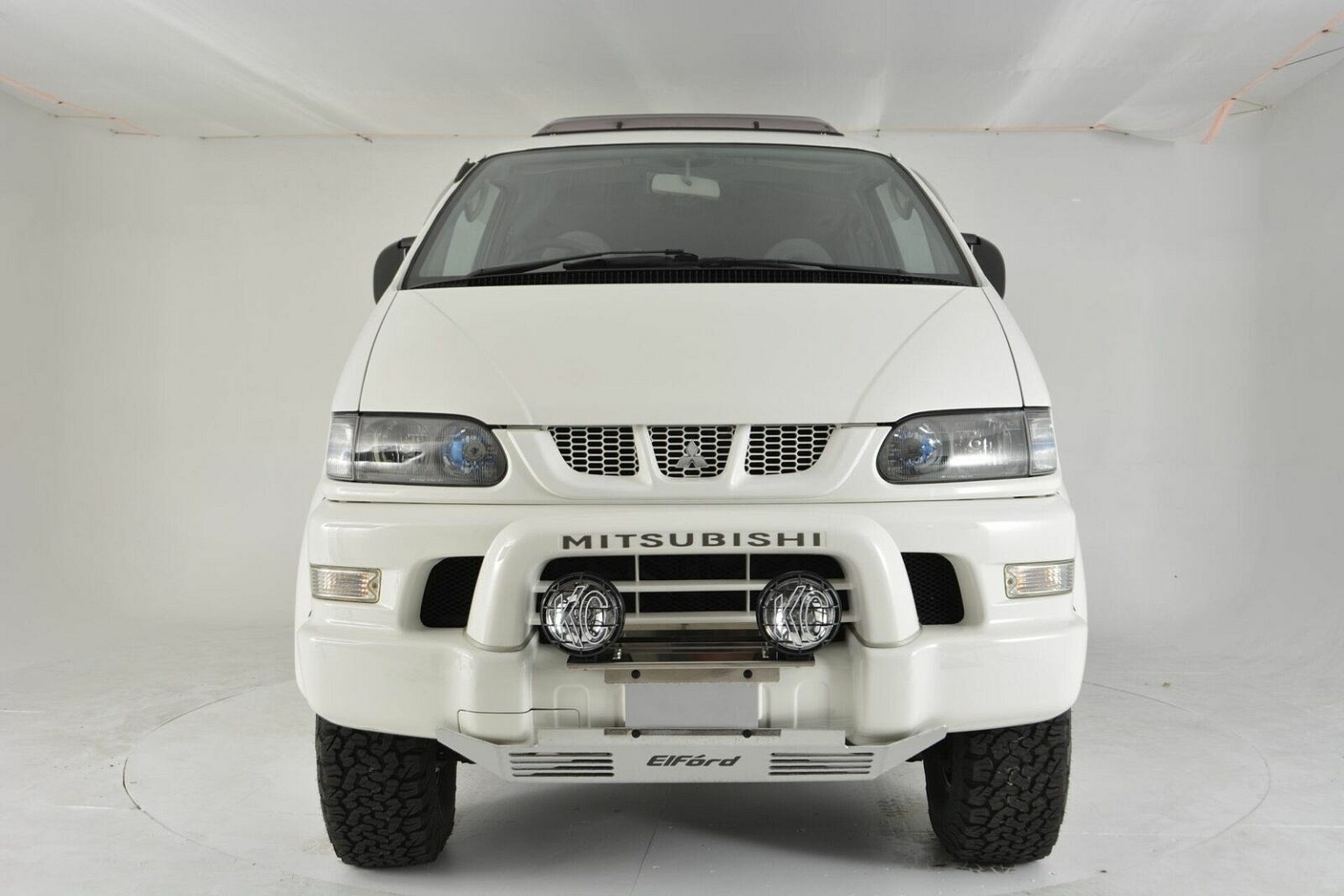 ‘97 Mitsubishi Delica Offroad Modded Minivan - eBay Motors Blog