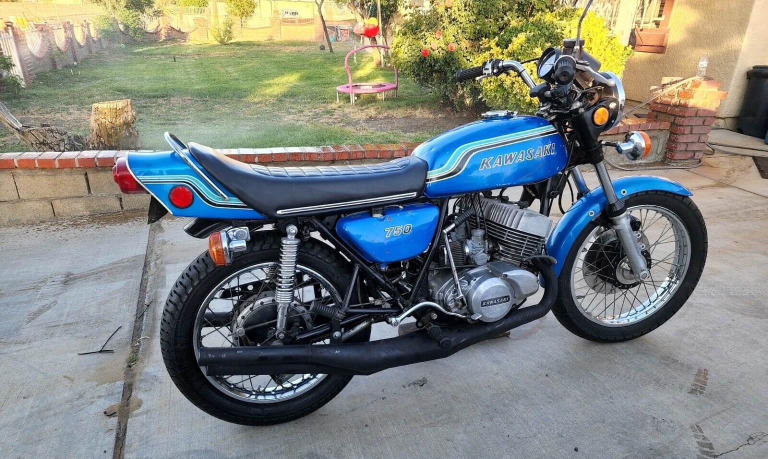 Kawasaki H2 750 Is a 1970s Road Rocket - eBay Motors Blog