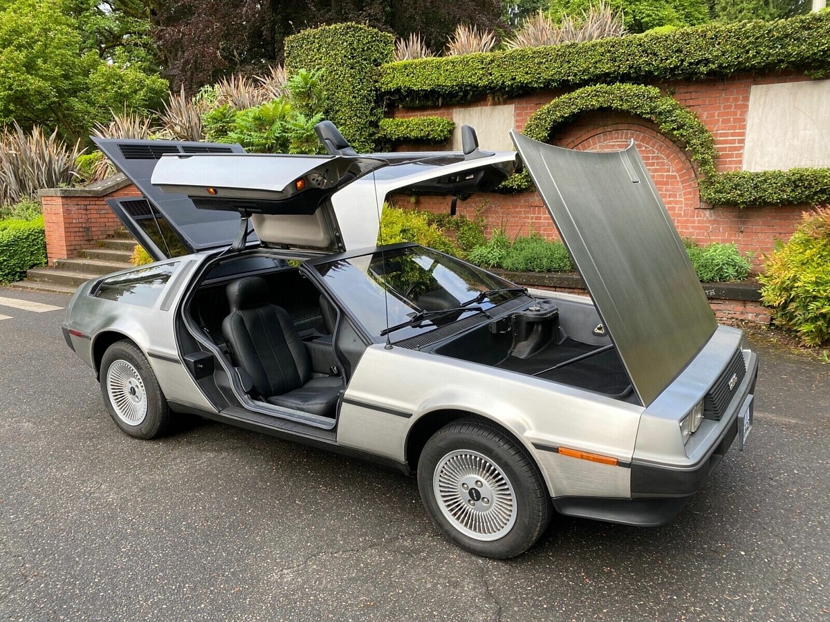1981 DeLorean DMC-12 with Matching Nike Dunks Offered on eBay - eBay ...