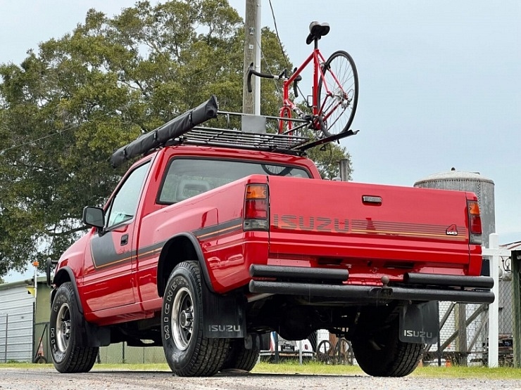 Joe Isuzu Would Love This Classic Pickup - eBay Motors Blog