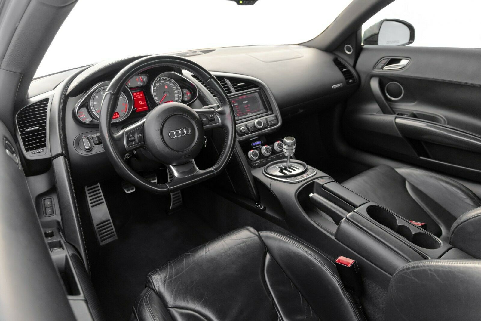 Audi R8 Interior 2008 | Cabinets Matttroy