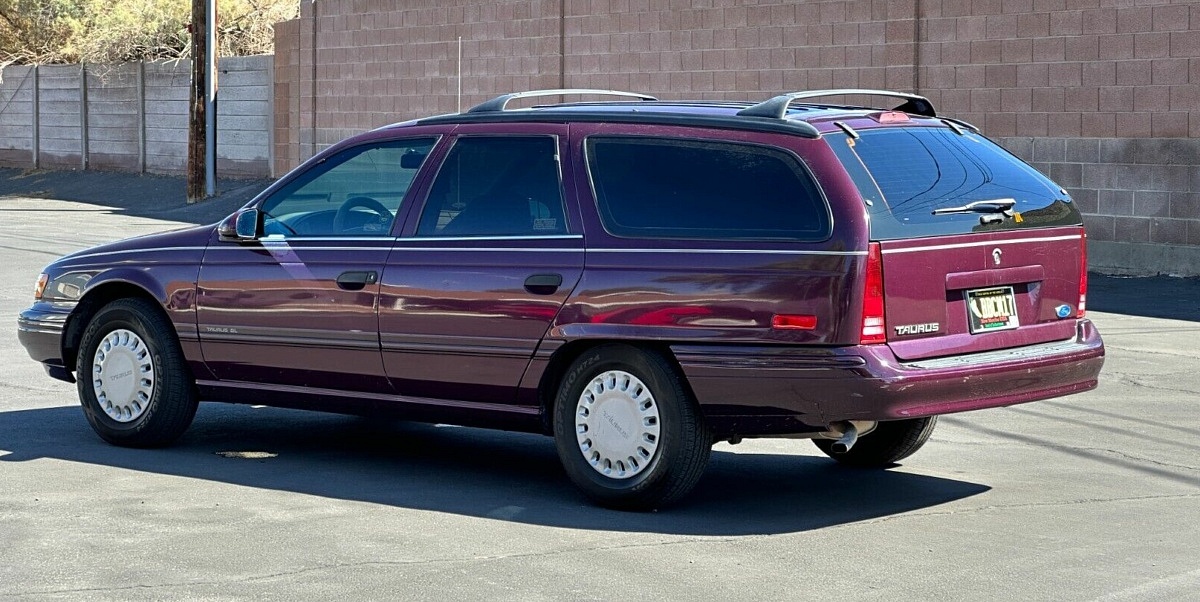 Before SUVs Ruled the Road, This Taurus Wagon Was Cool - eBay Motors Blog