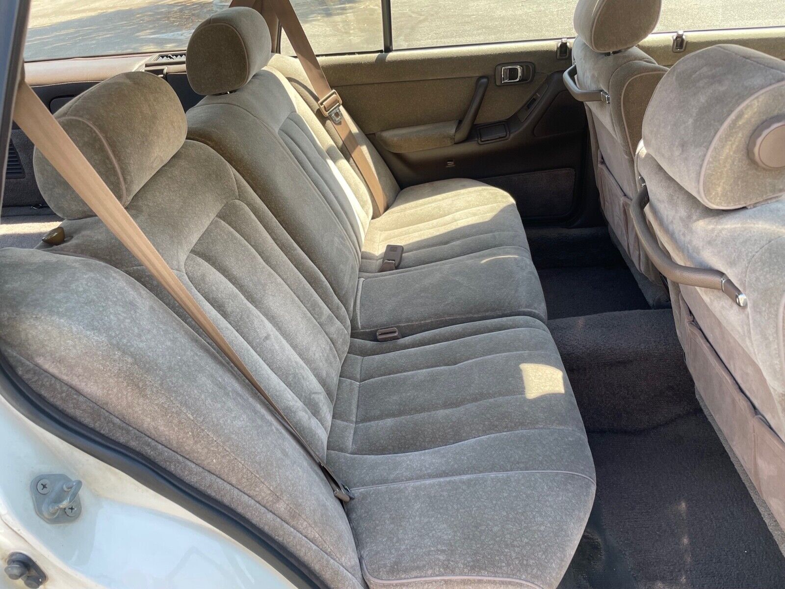 The Crown Royal Saloon Was the Pre-Lexus Pinnacle of Toyota’s JDM ...