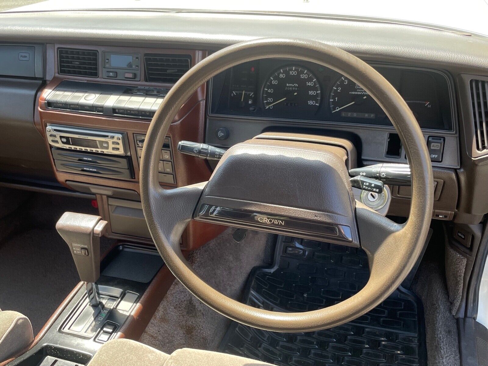 The Crown Royal Saloon Was the Pre-Lexus Pinnacle of Toyota’s JDM ...