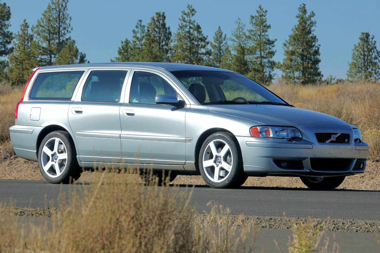 2006 Volvo V70 R Is a Sleeper the Whole Family Will Love - eBay Motors Blog