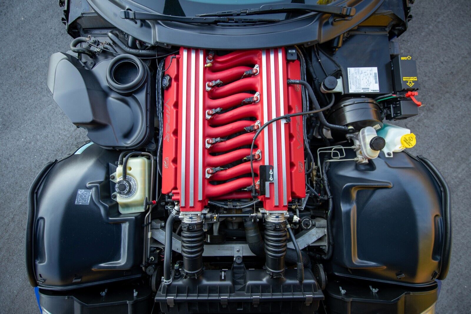 This Dodge Viper GTS Is the Retro Cobra Daytona Ford Should Have Built ...