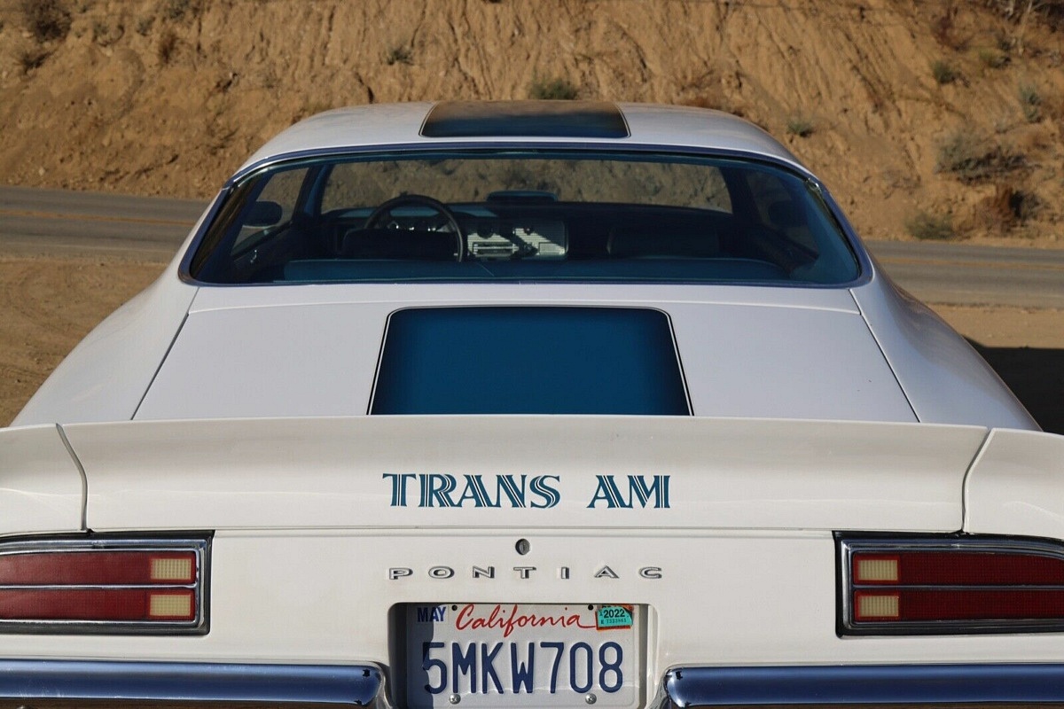 Forget the Bandit, This 1970 Firebird Trans Am Is the One to Get - eBay ...
