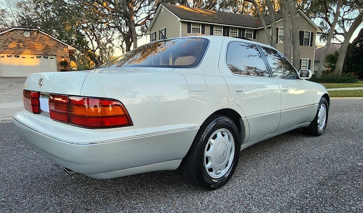 The First-Gen Lexus LS400 Revolutionized Luxury Cars - eBay Motors Blog