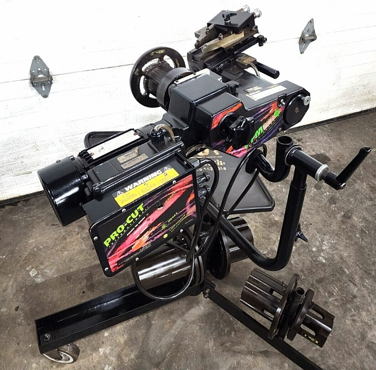 Brake-Rotor Problems: Machining Versus Replacing - eBay Motors Blog