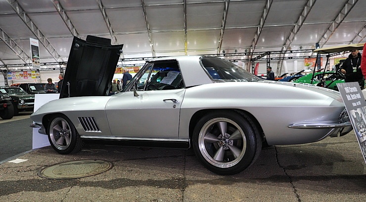 Who Wants a Restomod Corvette? Plenty of Buyers - eBay Motors Blog