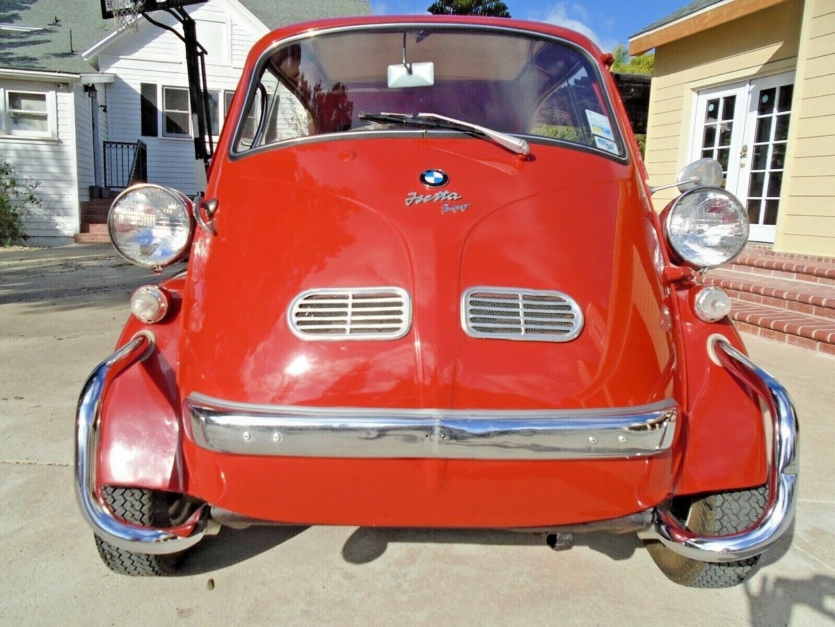 1960 BMW Isetta 300 Is an Adorable Compact Collectible - eBay Motors Blog