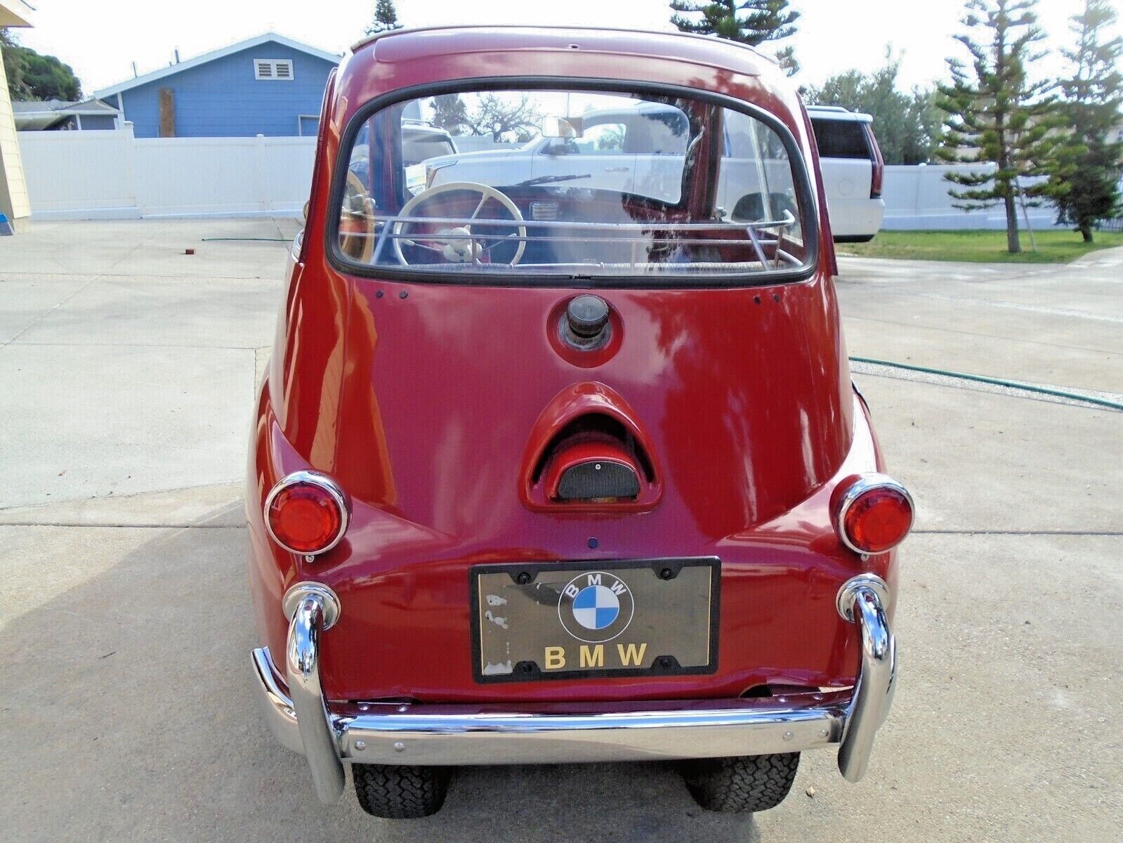 1960 BMW Isetta 300 Is an Adorable Compact Collectible - eBay Motors Blog