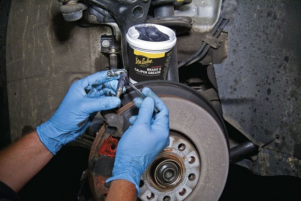 The Ultimate Guide to Brake Dust - eBay Motors Blog