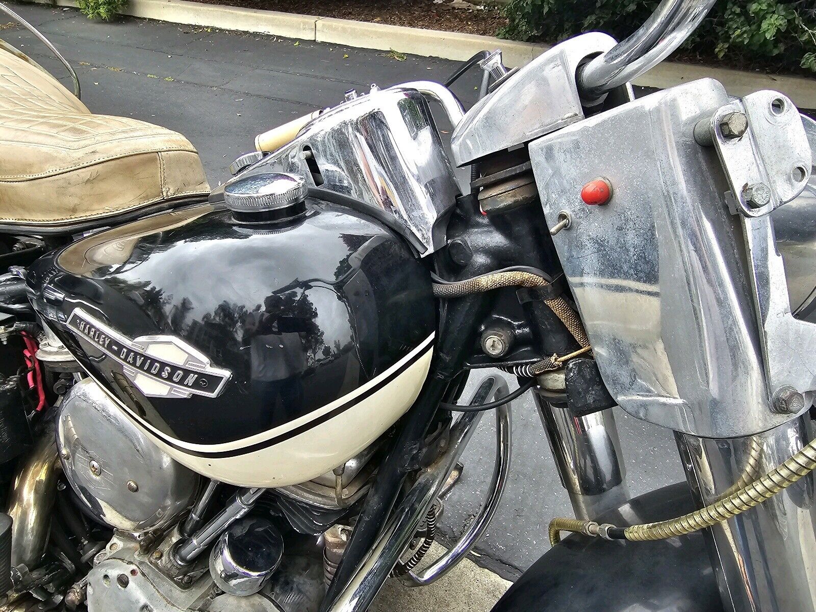 A Nearly Untouched ‘65 Harley Electra Glide Touring - eBay Motors Blog