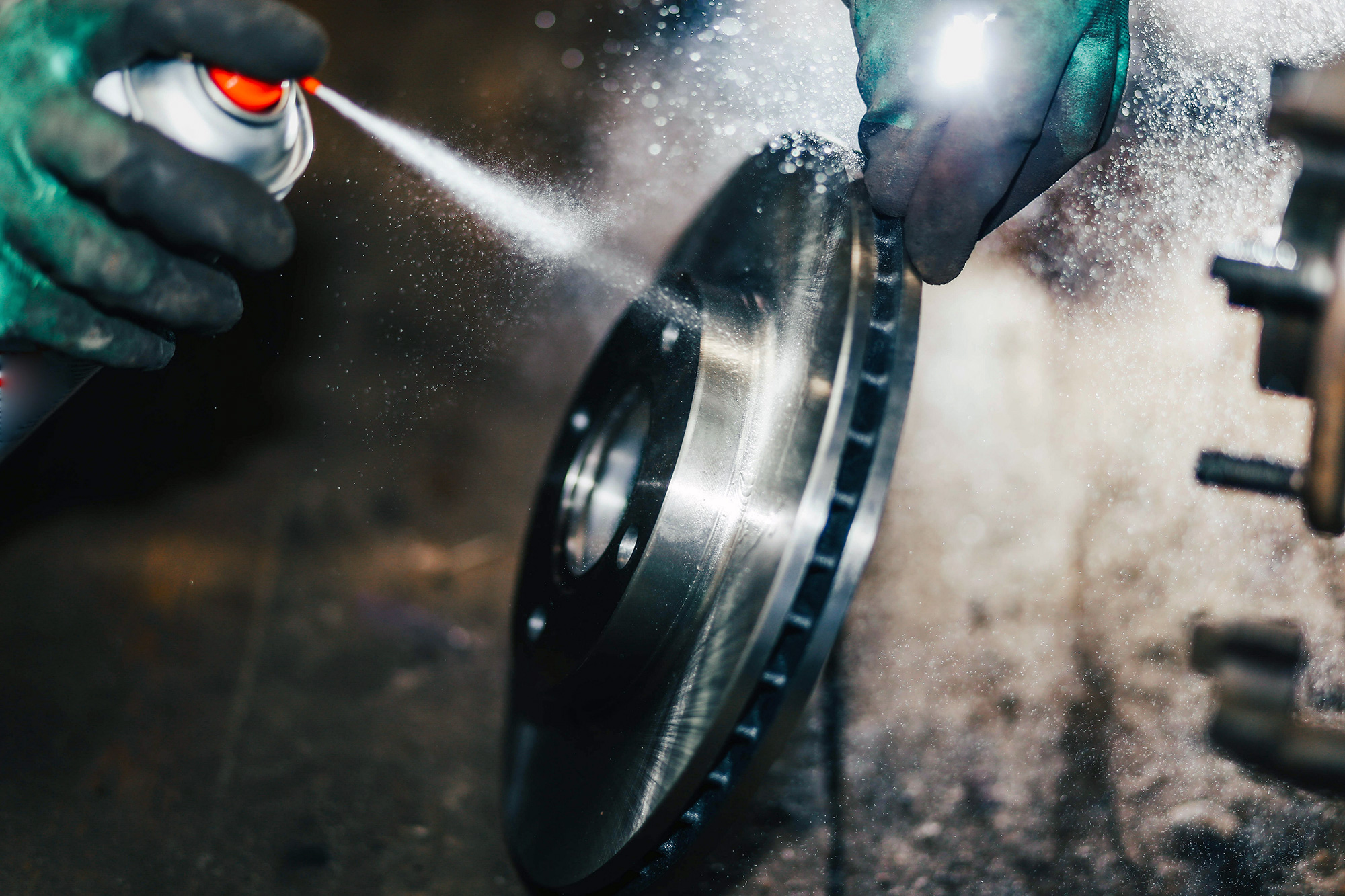 Brake Cleaners Versus Carburetor Cleaners - eBay Motors Blog