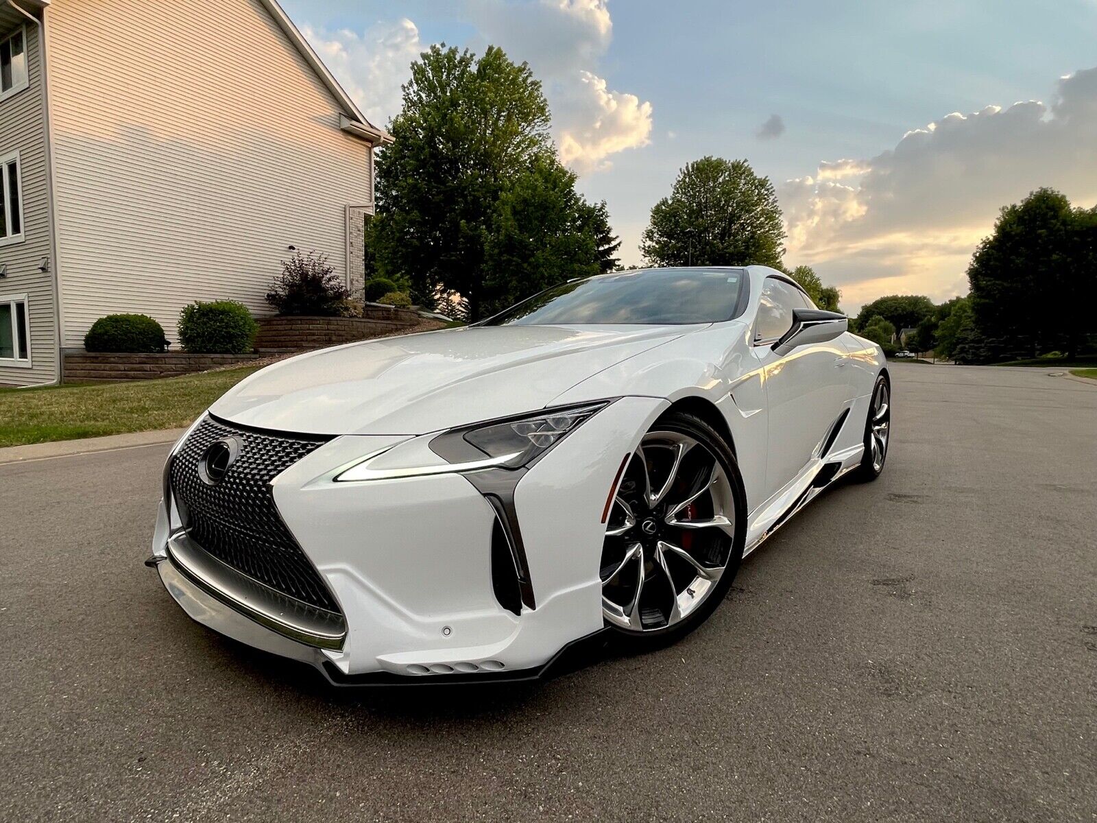 Lexus LC500 Naturally Aspirated V-8 - eBay Motors Blog