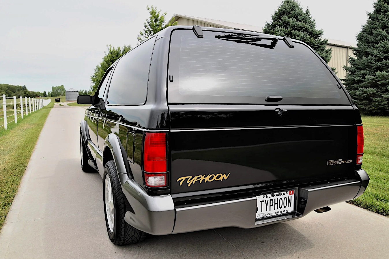 GMC Typhoon Was the First High-Performance SUV - eBay Motors Blog