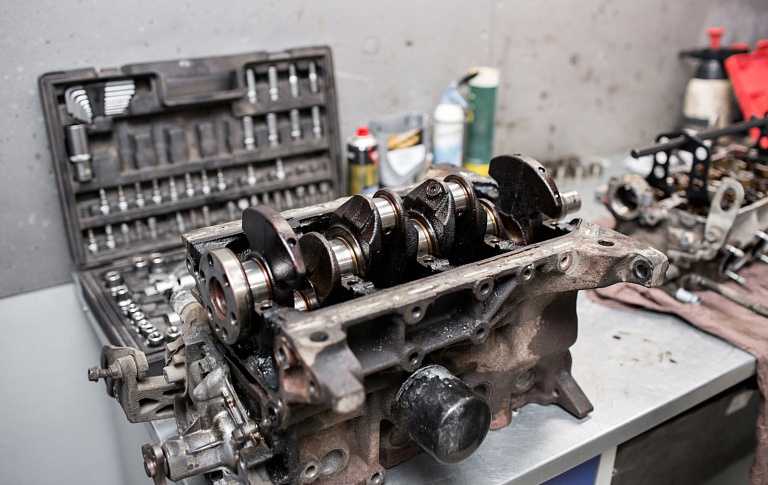 Camshafts and Crankshafts: The Differences - eBay Motors Blog