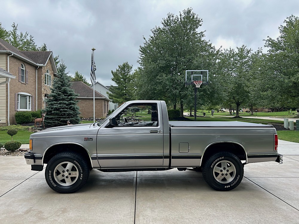 ‘86 Chevy S-10 Shows Why Base-Model Pickups Are the Best - eBay Motors Blog