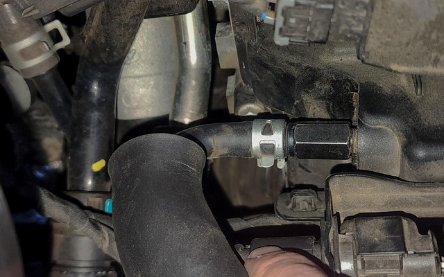 What Is a PCV Valve? And How to Replace One - eBay Motors Blog
