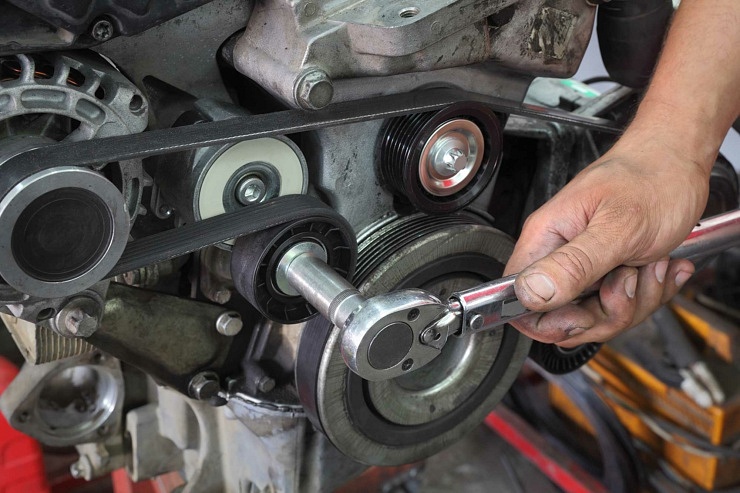 The Importance of the Drive Belt Tensioner - eBay Motors Blog