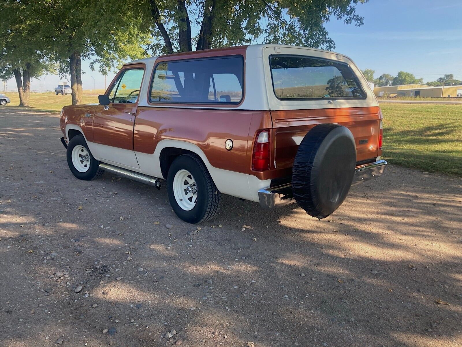 A Seldom Seen Plymouth SUV: The 1975 Trail Duster - eBay Motors Blog